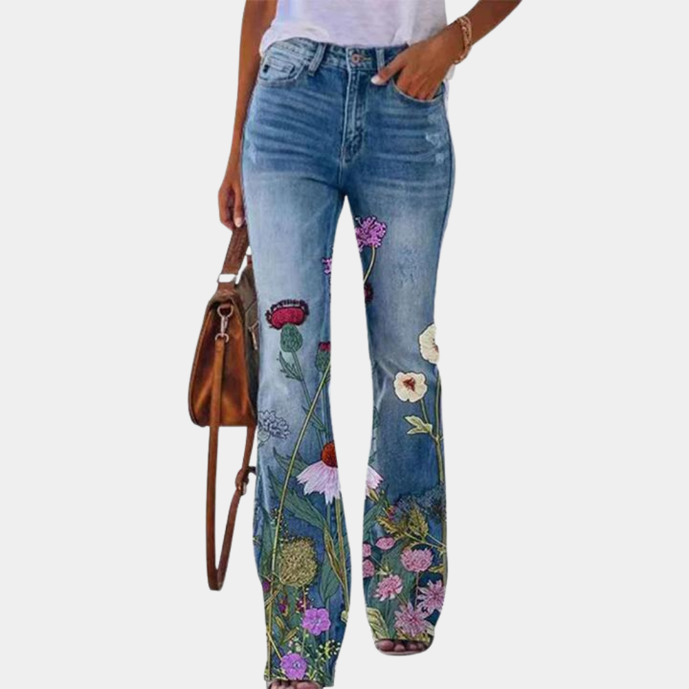 Rosmunda Damenjeans: Modische, ausgestellte Jeans mit trendigen Knöpfe ...